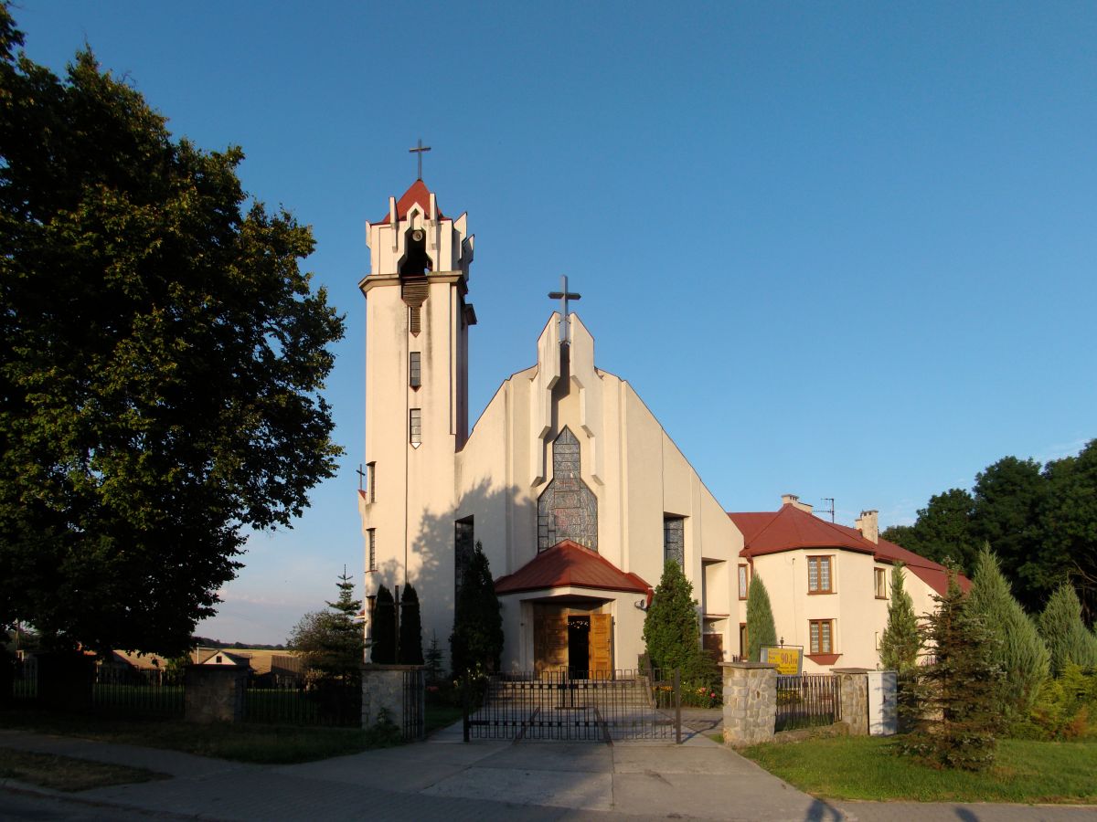 Kościół Matki Bożej Częstochowskiej (Nieledew) - Przewodnik - Dioblina Kościół Matki Bożej Częstochowskiej (Nieledew) - Przewodnik - Dioblina