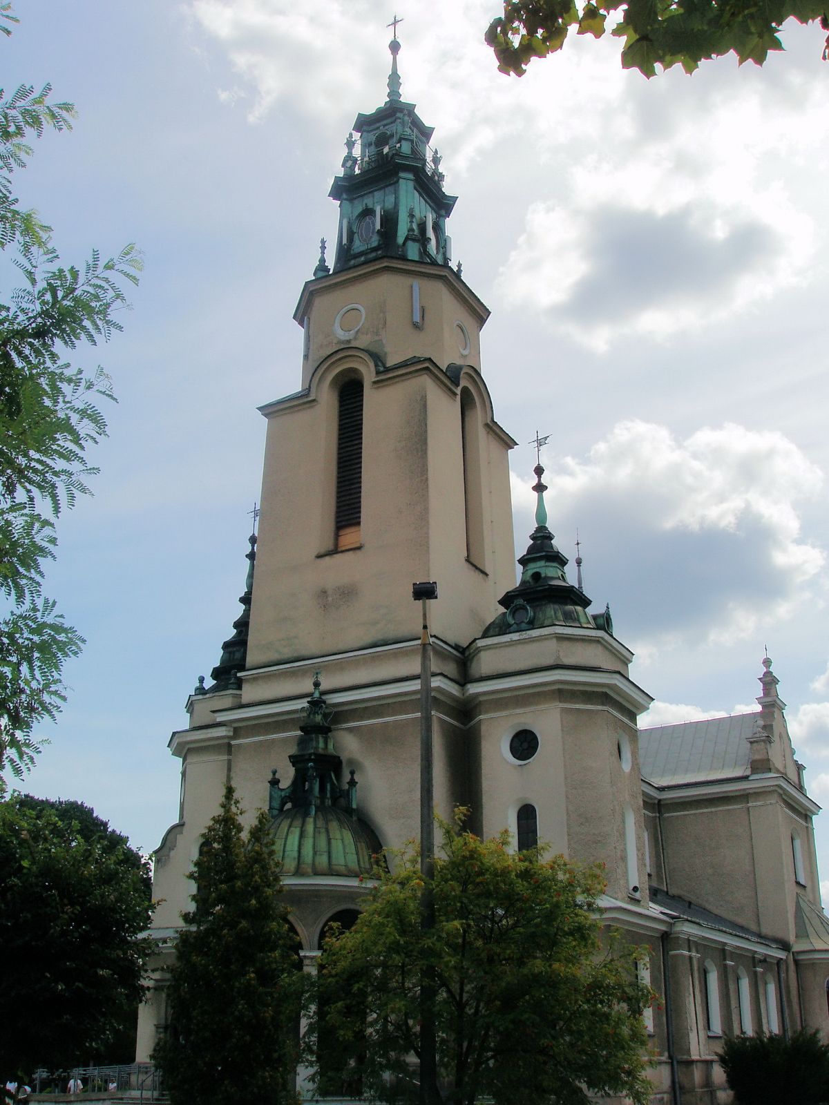Kościół św. Barbary (Pionki) - Przewodnik - Dioblina